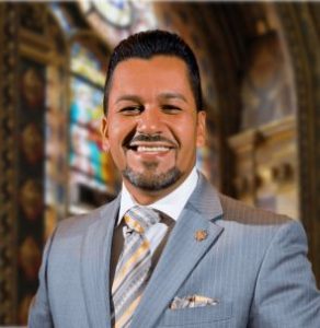 Hector Molina - Select International Pilgrimages Tours and Cruises